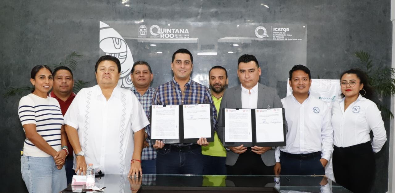 firman de convenio de colaboración ICATQR - Programa Nacional de Apoyo a la Capacitación ...